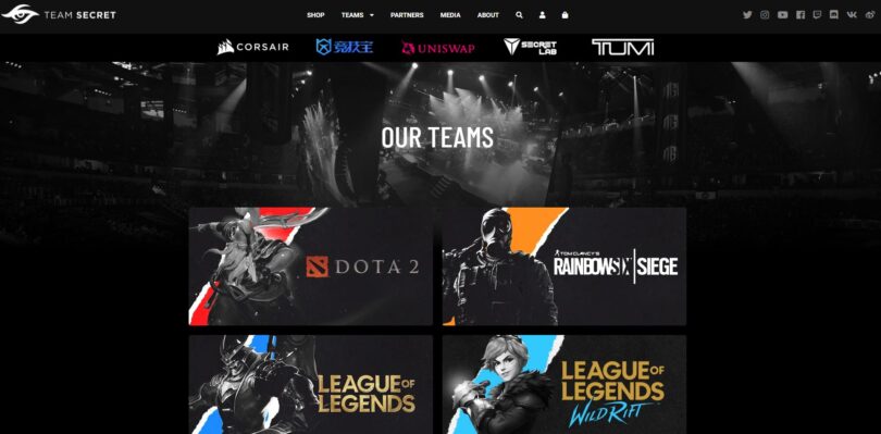 eSports Unveiled: Top Teams, Player Earnings, Industry Growth