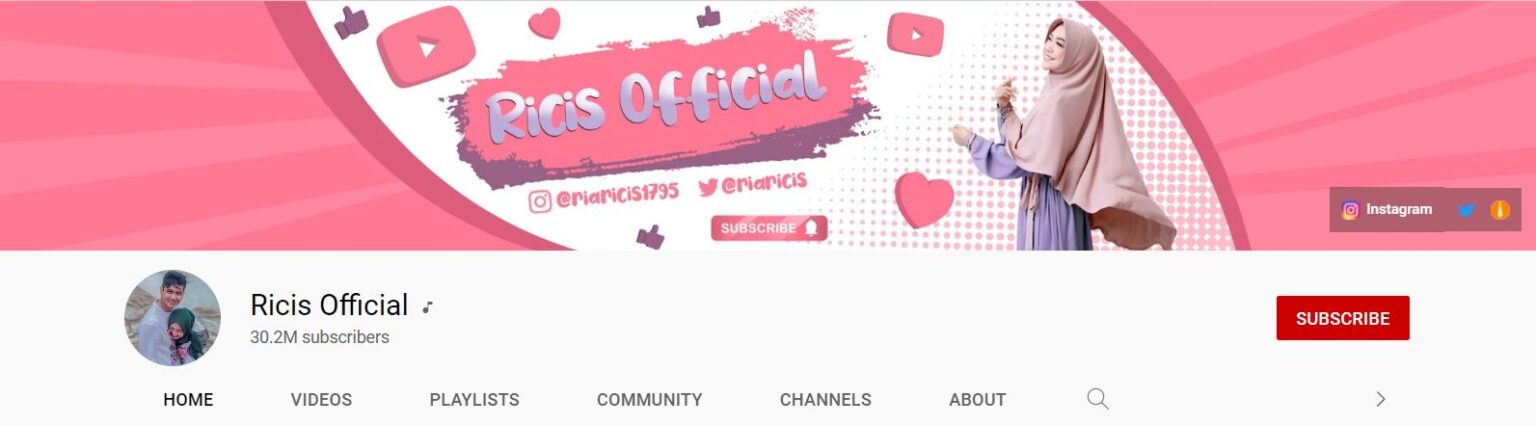 20 Top Asian YouTubers Making a Name For Themselves
