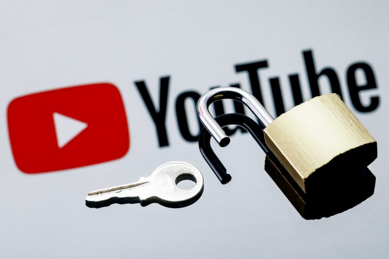 How to Stream on YouTube - The Ultimate Guide for Beginners